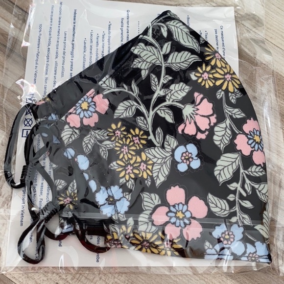 Tory Burch | Accessories | Tory Burch Floral Face Mask | Poshmark